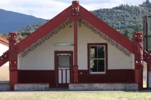 Understanding Māori Culture – A Guide for Respectful Visitors to Aotearoa