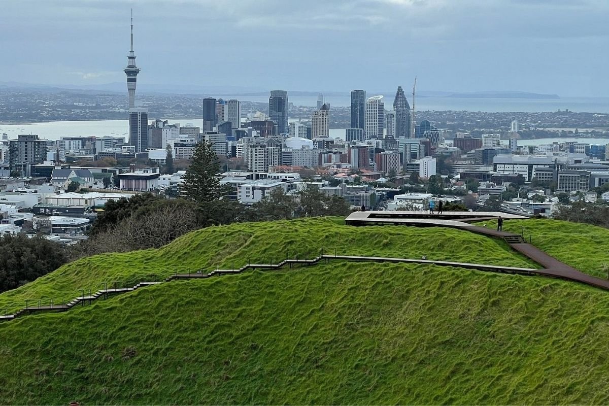 Best Hiking Trails in Tāmaki Makaurau – Auckland: Volcanoes, Coastlines ...