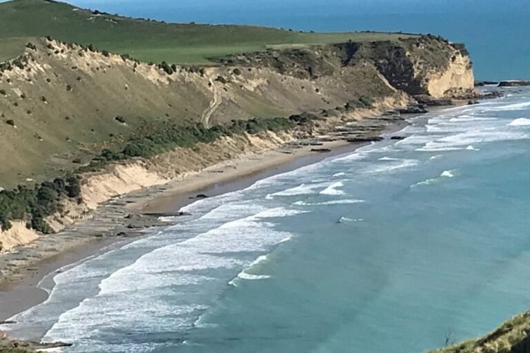 Best Beaches in Hawke’s Bay – Sun, Surf & Seaside Charm - Tohu Travellers
